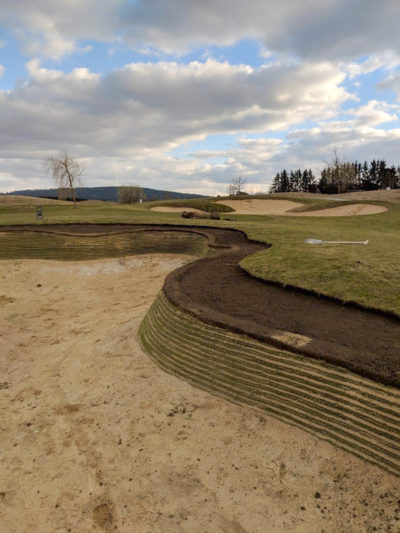 Ecobunker - Design and construction of the synthetic golf bunker